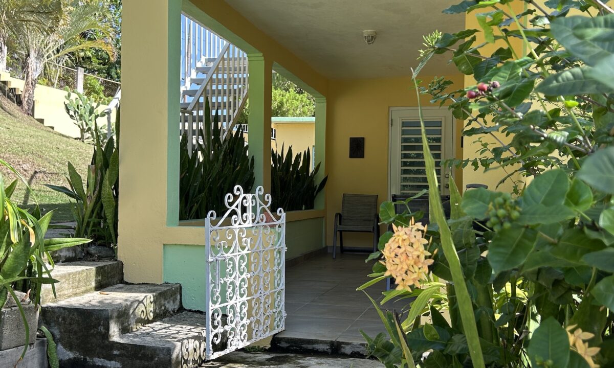 Rainbow Realty, Vieques, PR