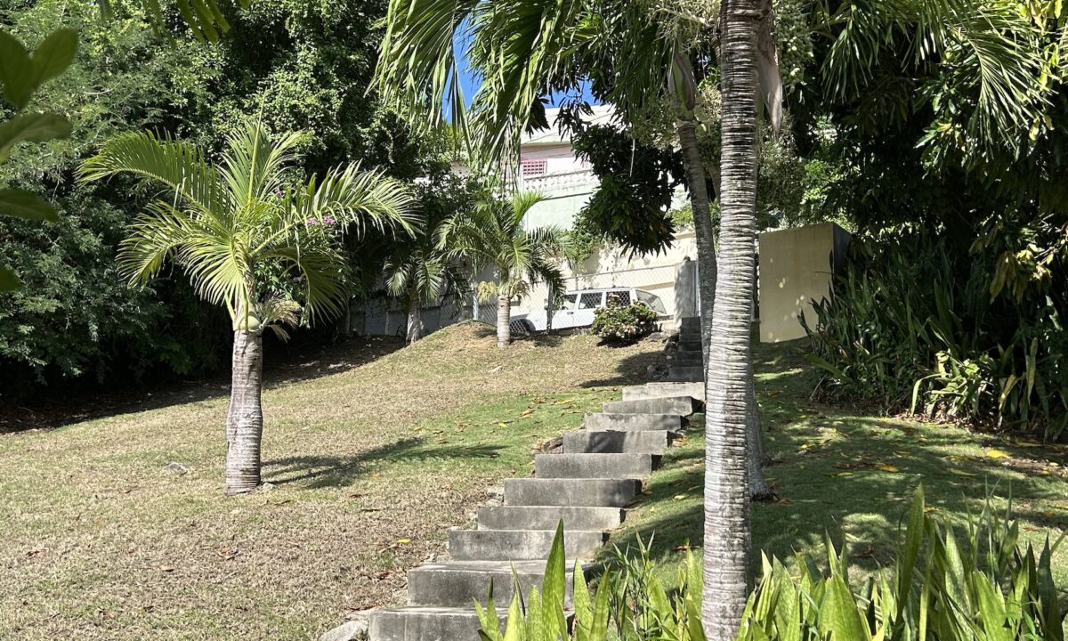 Rainbow Realty, Vieques, PR
