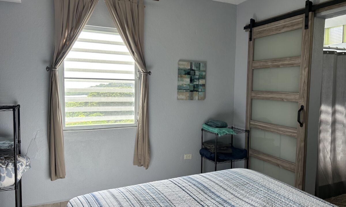Rainbow Realty, Vieques, PR