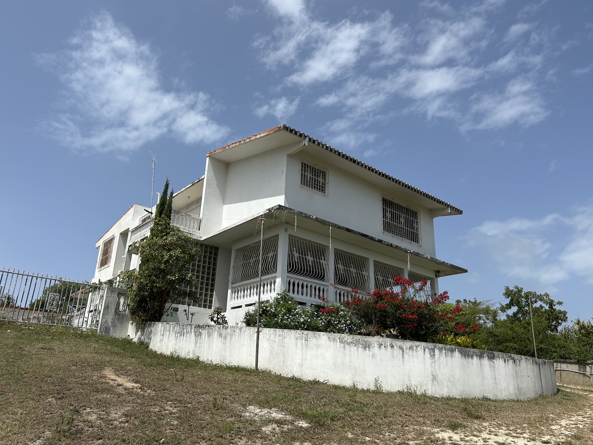 Rainbow Realty, Vieques, PR