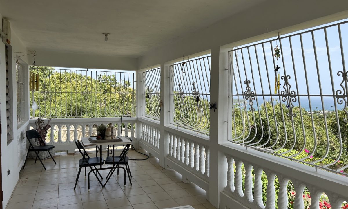 Rainbow Realty, Vieques, PR