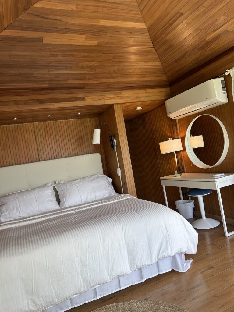 Rainbow Realty, Vieques, PR